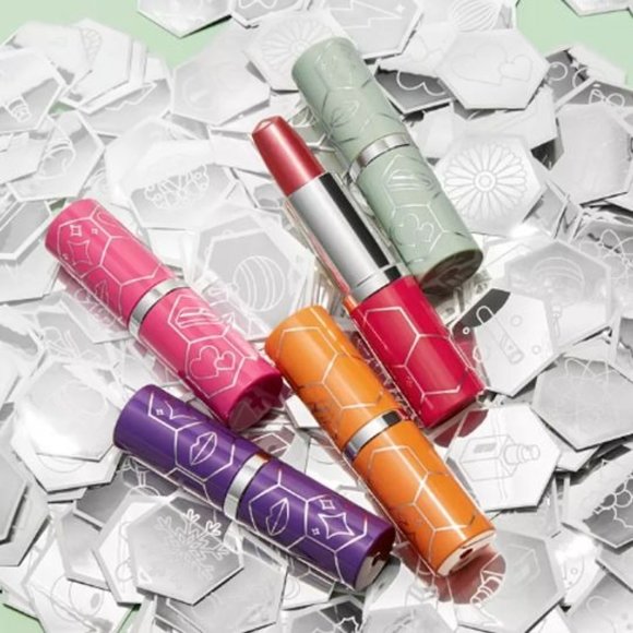 Clinique | Makeup | Clinique Kisses Set Of 5 Dramatically Different ...